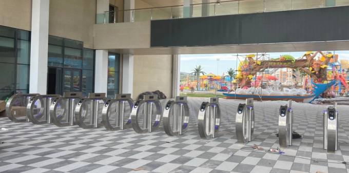 Electronic Baffle Gate Turnstile Stainless Steel For Building Entrance